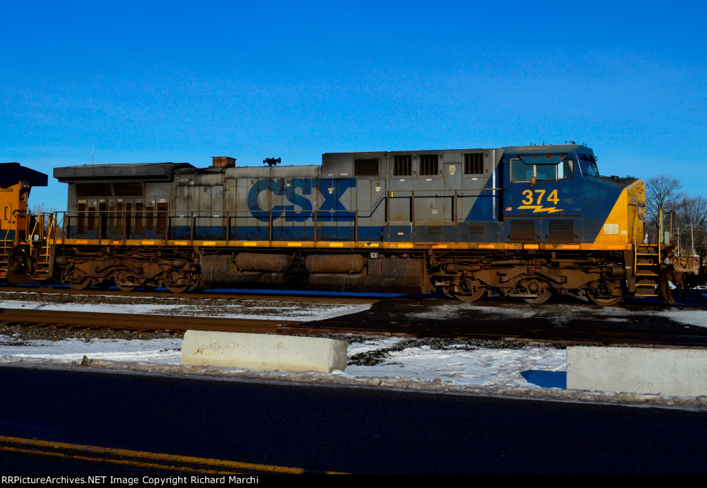 CSX 374